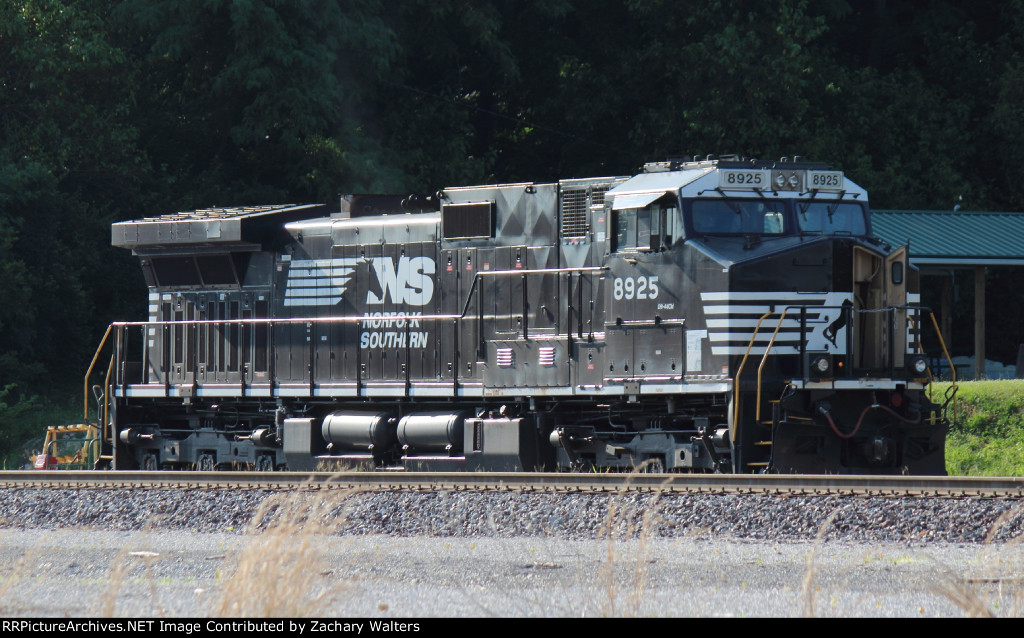NS 8925